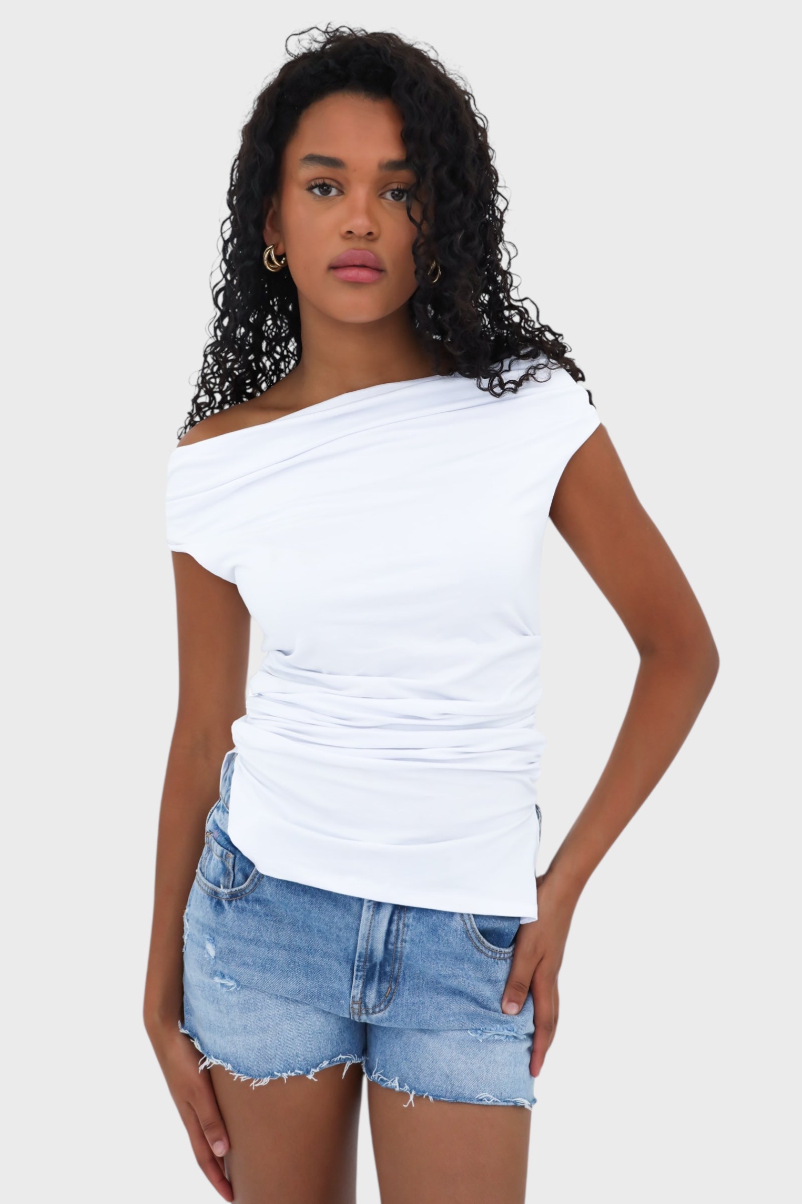 "Shoulder" top white – Meet Me There