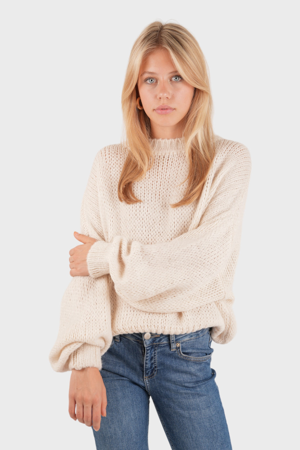 "Keep me warm" sweater beige – Meet Me There